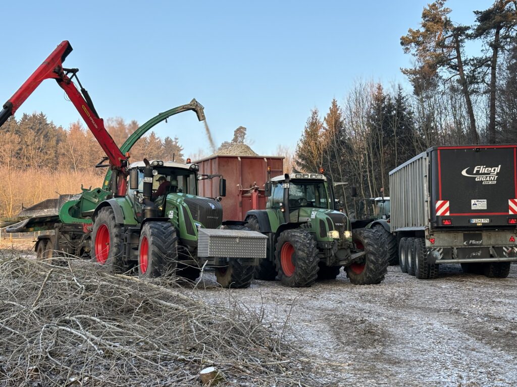 Dienstleistungen - Mayer Kompost & Recycling